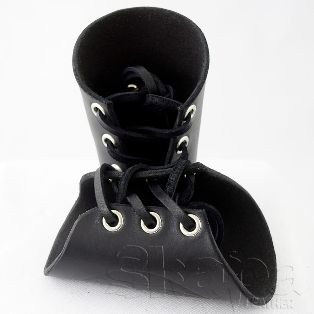 Medieval Ladies Leather Cuff | Countess’s Celtic Heart Bracer in Black ...